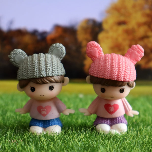 Miniature Couple I – Handilane