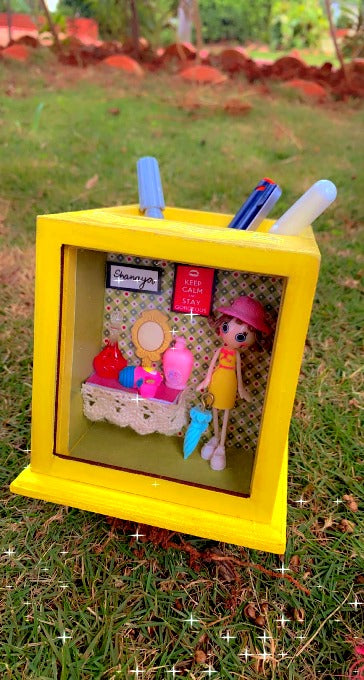 Shadow Box Pen Stand – Handilane